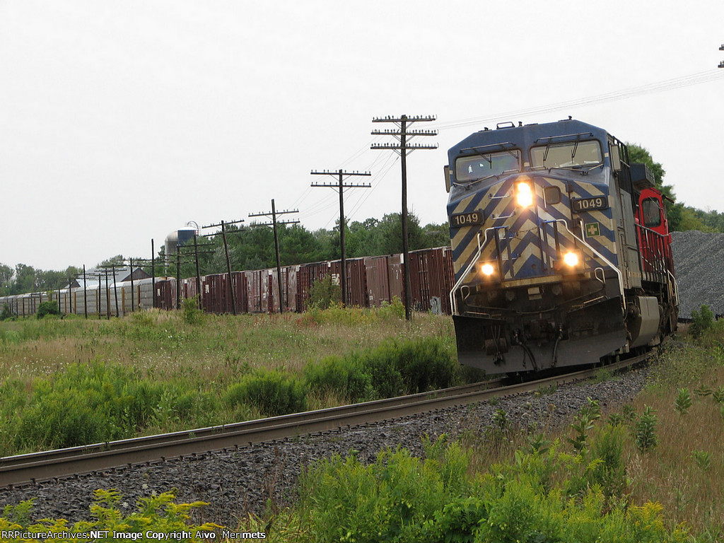 CEFX 1049 east at Mile 81 Galt Sub